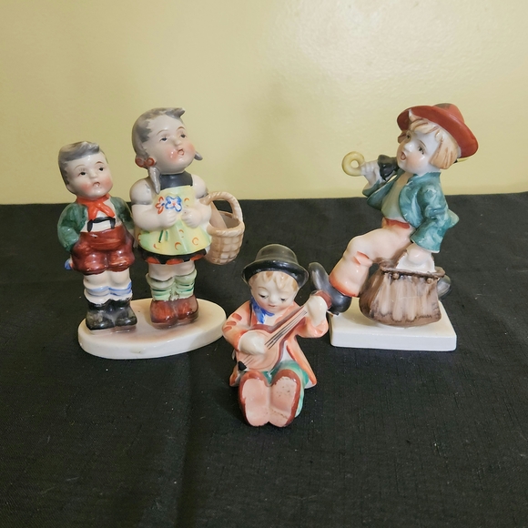 Hummel | Accents | Vintage Hummel To Market And Happy Travelor And ...